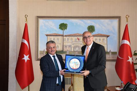 TVF Başkanı Mehmet Akif Üstündağ Antalya da Ziyaretlerde Bulundu Türkiye Voleybol Federasyonu