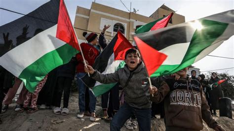 تسليم المحتجزات الإسرائيليات من أمام منزل السنوار جريدة الشروق التونسية