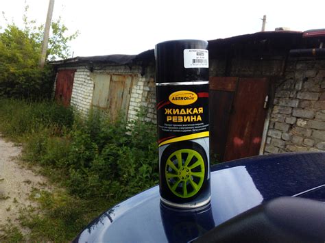 Шильдики в жидкую резину закатал. — Renault Sandero 2G, 1,6 л, 2016 ...