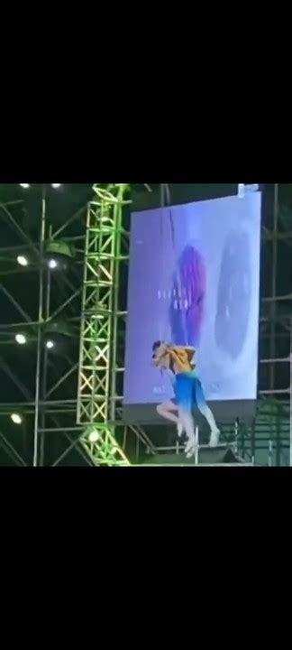 Horrific Moment An Acrobat Falls To Her Death On Camera Video