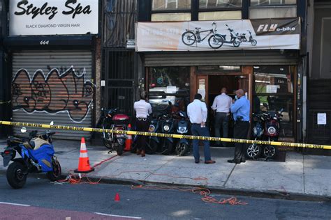 Nyc Shootings Man Slain Near Peace March In Brooklyn Five Others