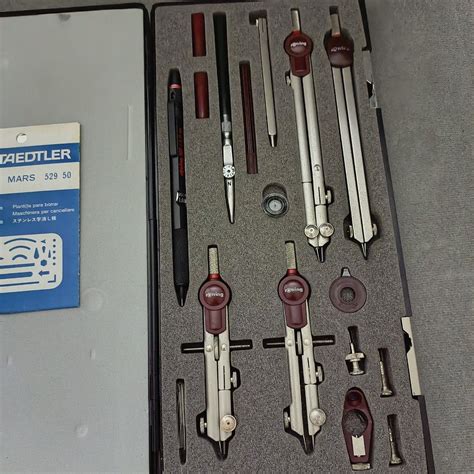 Rotring Compass And Divider Set Issue Metal Stains Hobbies And Toys