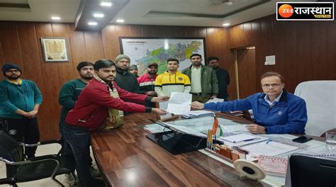 Rajasthan Computer Instructor Selected Candidates Gave Memorandum To Dm