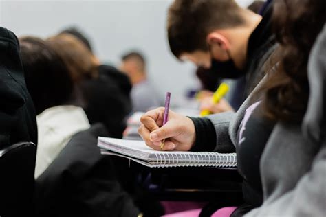 Vale a pena fazer cursinho pré vestibular o ensino médio
