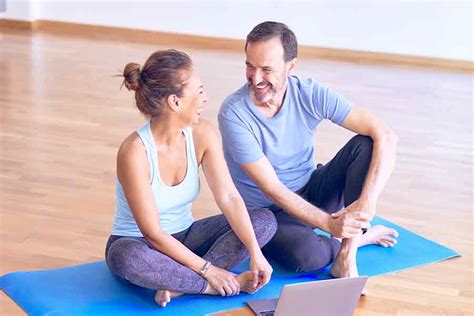 75 Deeply Funny Yoga Jokes 2025