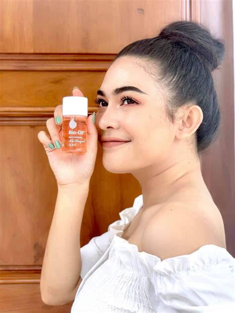 ဆိုင်မှာအကြောပြတ်၊ အမာရွတ်ပျောက်ဖို့တွက်ဆို Bio Oil က အရောင်းရဆုံးဘဲနော် အနံ့လေးကလဲမွှေးတော့ မင