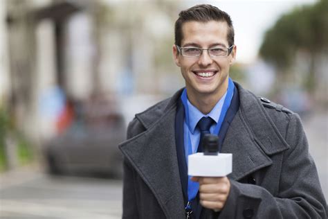 How To Become A Journalist Career Trend