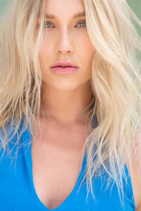 Sarah P Amaze Models