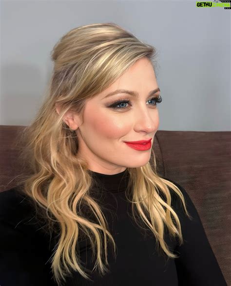 Beth Behrs Wiki Biography Age Photos Spouse And More