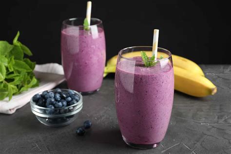 Simple Greek Yogurt Smoothie For Weight Loss I Live For Greens