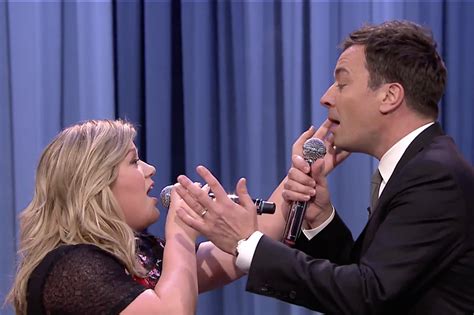 Kelly Clarkson Jimmy Fallon Perform Epic History Of Duets