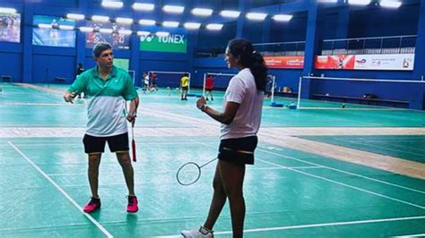 Pv Sindhu Partners With Badminton Legend Prakash Padukone For 2024