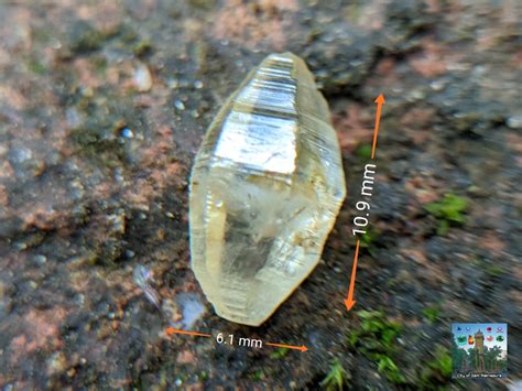 Ceylon Natural Blue Sapphire Glass Body Crystals