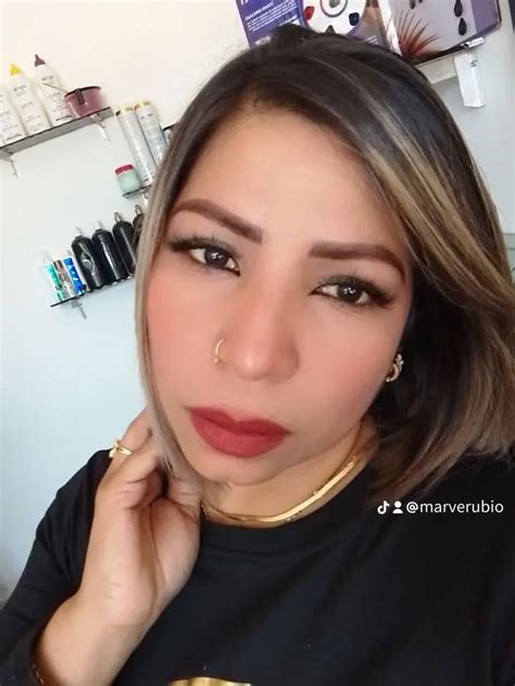 Te ha enviado un mensaje: Buenas tardes. Te envié una solicitud y no la has aceptado..😍😍😍😍😍https ...