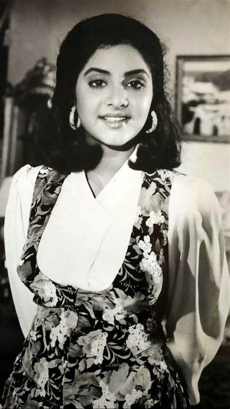Rare And Unseen Pictures Of Divya Bharti