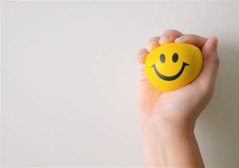 Ажлын байрны стресс хөнгөвчлөх шалгарсан 5 арга Mlc Business School Боловсролын портал