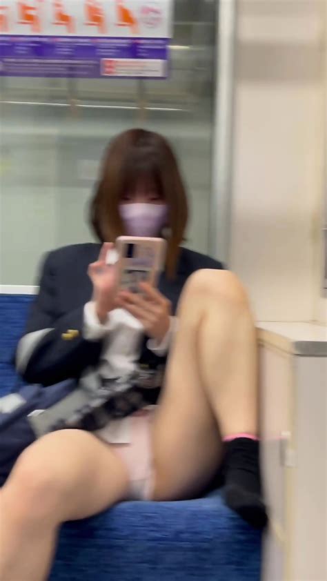 Japonesa En El Tren Eporner