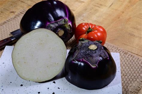Fresh Ripe Sicilian Purple Globe Violetta Eggplants Vegetables Ready To