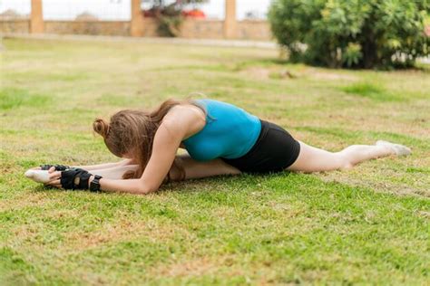 Premium Photo Young Pretty Sport Girl At Outdoors