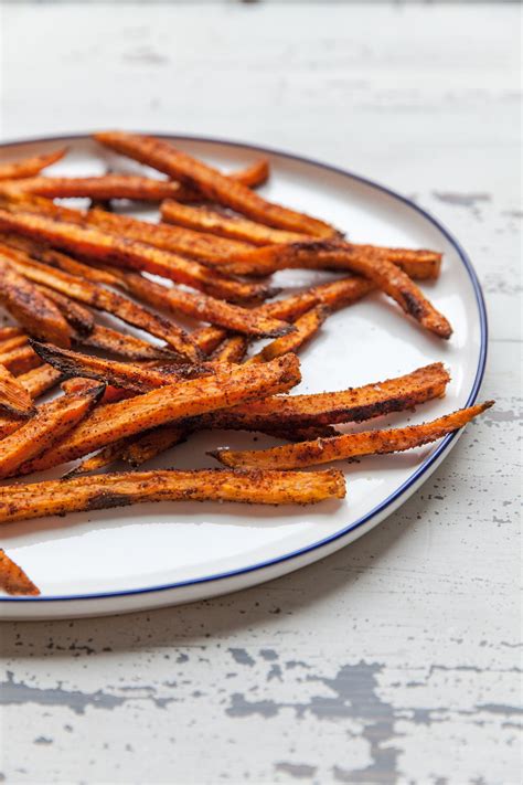 Addictive Crispy Baked Sweet Potato Fries Recipe — The Mom 100