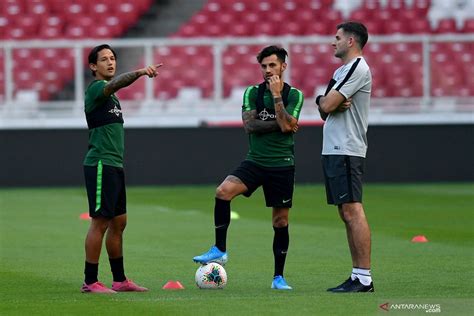 Simon Andritany Ardhiyasa Tetap Kapten Timnas Indonesia Antara News