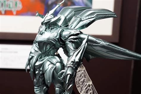 【写真 1 4枚】「aura Fhantasm」のヴェルビンのフィギュア「metal Build Dragon Scale ヴェルビン