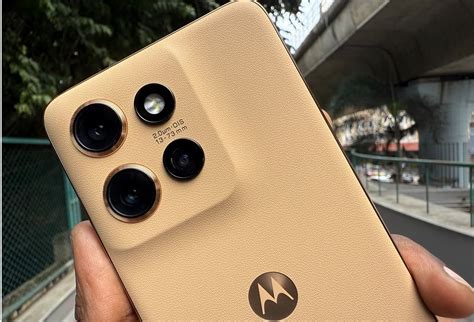 Motorola Edge 50 Neo Review Reliable Phone With Good Camera And Dashing Design