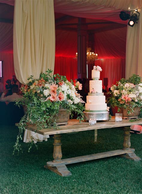 Rustic Elegant Cake Table Elizabeth Anne Designs The Wedding Blog