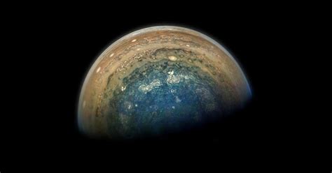 Nasa Detects Bright Flashes Of Light On Jupiter