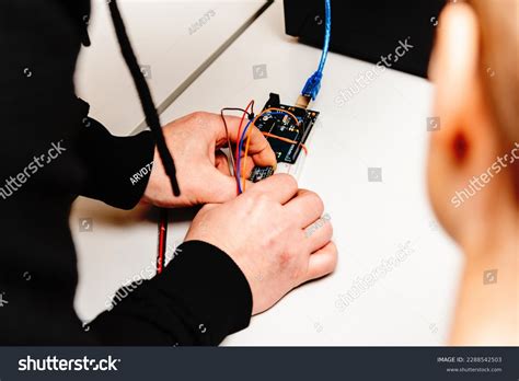 8 541 Imágenes Fotos De Stock Objetos En 3d Y Vectores Sobre Arduino
