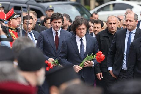 პრემიერ მინისტრმა 9 აპრილს დაღუპულთა ხსოვნას პატივი მიაგო