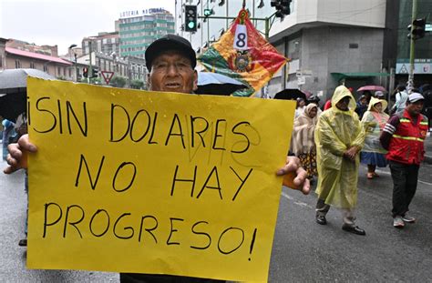 Milhares Protestam Na Bolívia Para Exigir Soluções Para A Crise Econômica