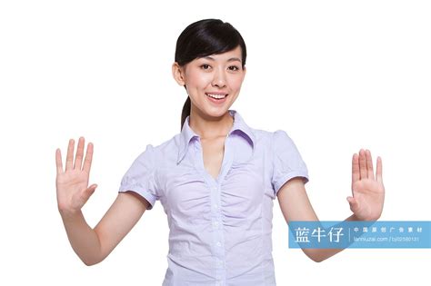 商务女士摊开双手 蓝牛仔影像 中国原创广告影像素材