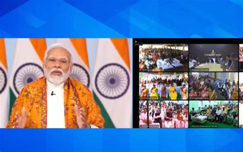 Pm Modi Interacts With Viksit Bharat Sankalp Yatra Beneficiaries