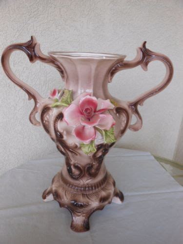 ANTIQUE FOOTED BASSANO CAPODIMONTE STYLE ITALY HANDLED VASE URN WITH