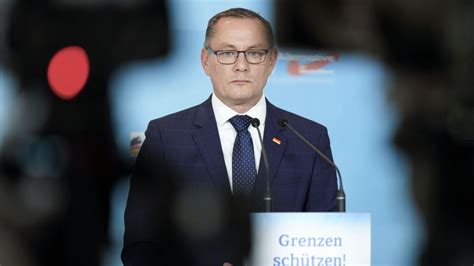 Anschlag Auf Afd Vorsitzenden Nach Klinikbehandlung Chrupallas