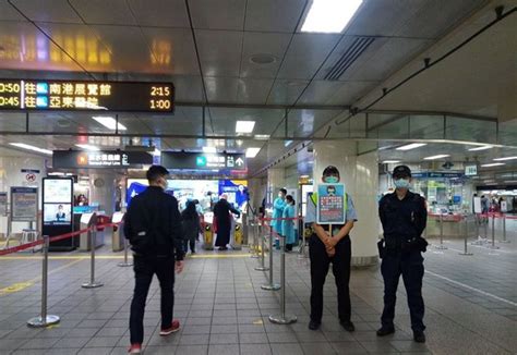影／捷運內拒戴口罩！惱羞女「毆咬保全」影片曝光 網看完超心疼 Ettoday生活新聞 Ettoday新聞雲
