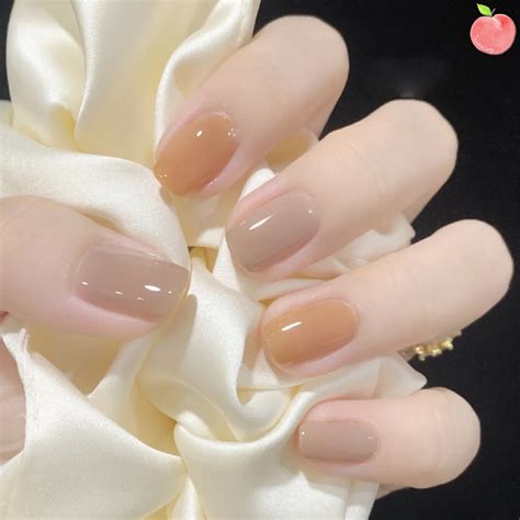 이거 어디서 사지 겨울에 찰떡이라는 누드네일💅 은은한 컬러감이 옴총 매력적이잖오˃̵ ᴗ ˂̵