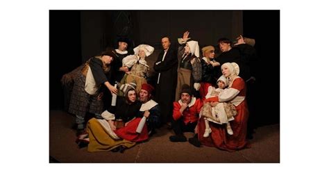 Малин Кръстев бохем в зрелищен епос на Младежкия