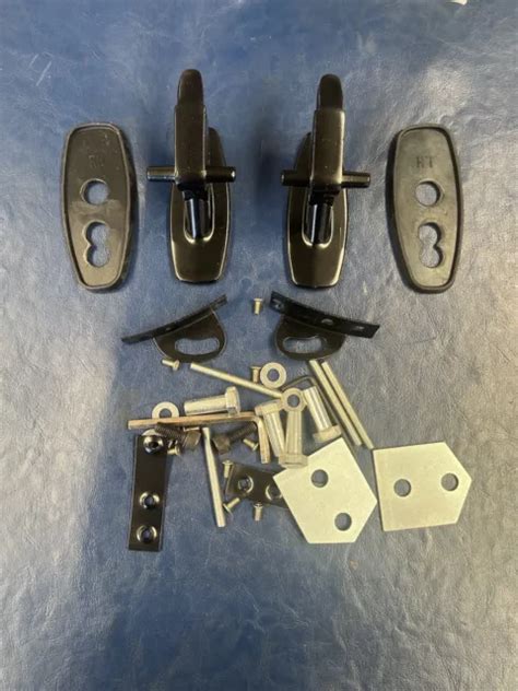 Ford Xw Xy Rear Spoiler Fitting Kit Xr Xt Gtho Gt Falcon New 10900