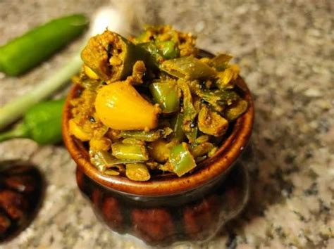 400gm Dayal House Garlic Pickle At ₹ 150 Jar Garlic Pickle In Jammu