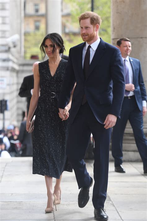 The Genius Reason Why Meghan Markle Wears Her Shoes Too Big Glamour
