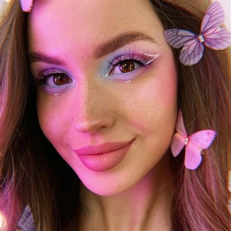 3 Easter Makeup Looks With Experts Step By Step Guide