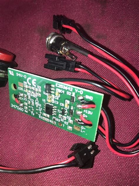 RU 94v-0 Circuit Board E253642 Y-D 347060 W/ Wires & Button (see ...