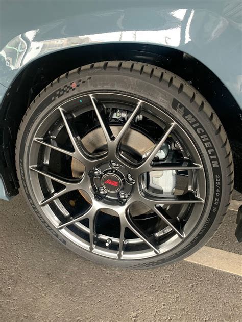 レヴォーグのスバルレヴォーグsti・いつもイイネandコメントありがとうございます🙇‍♂️・納車待ち・限定500台・vnhに関するカスタム事例｜車