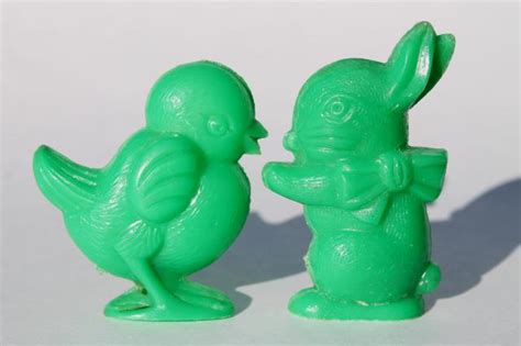 Vintage Hard Plastic Easter Bunny And Chick Novelty Toys Or Prizes Cute Retro Decorations