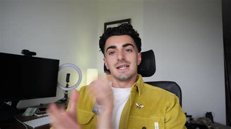 Video Vin Matano 🐝 On Linkedin Im Building A Business In Public