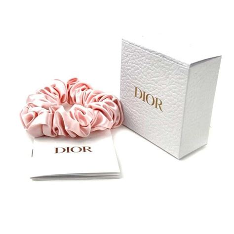 Dior 디올 베이비 핑크 천연실크 헤어밴드 헤어끈 ﻿ 럭셔리한
