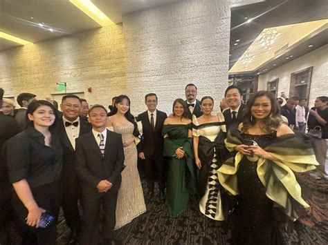 Tape Inc Executives Eat Bulaga At Its Showtime Hosts Nagsama Sama Sa