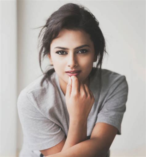 Shraddha Srinath Wiki Biography Dob Age Height Weight Affairs And